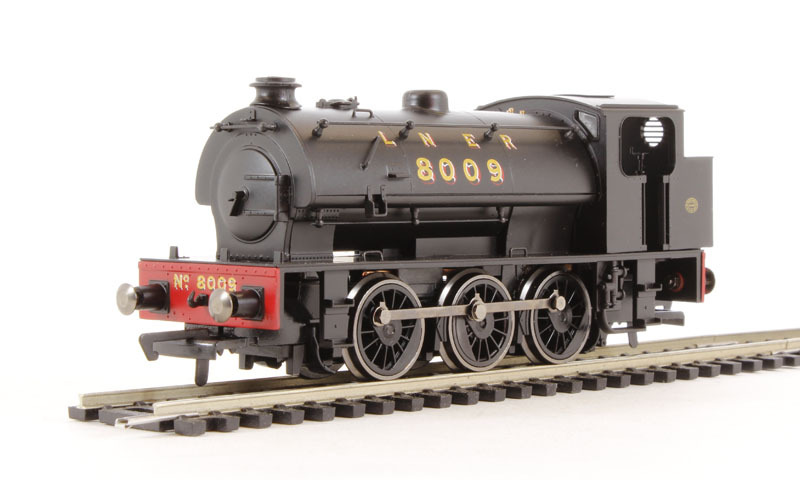 Hornby LNER J94 Class 8009 00 Gauge Steam Locomotive | at Mighty Ape NZ