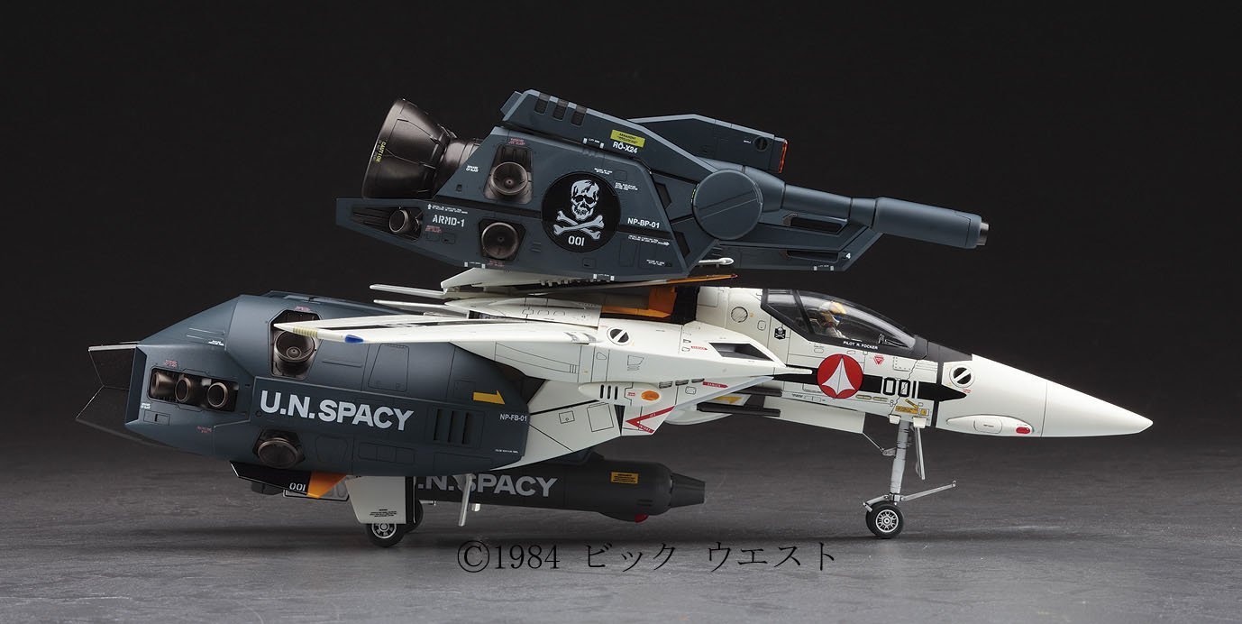 1/48 VF-1S/A Super Valkyrie - Model Kit | at Mighty Ape Australia