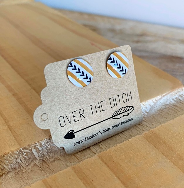 Over the Ditch: Dome Earings - Black Arrows with Gold | at Mighty Ape NZ