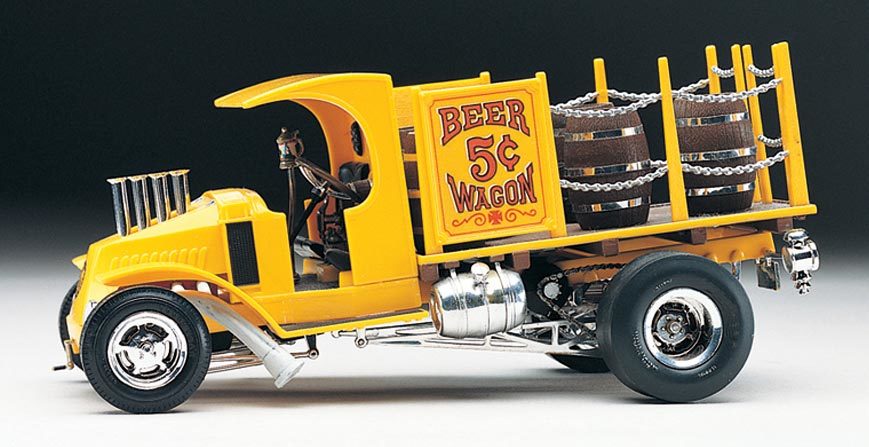 Revell Monogram 1:25 TOM DANIEL Beer Wagon Plastic Model Kit | at ...
