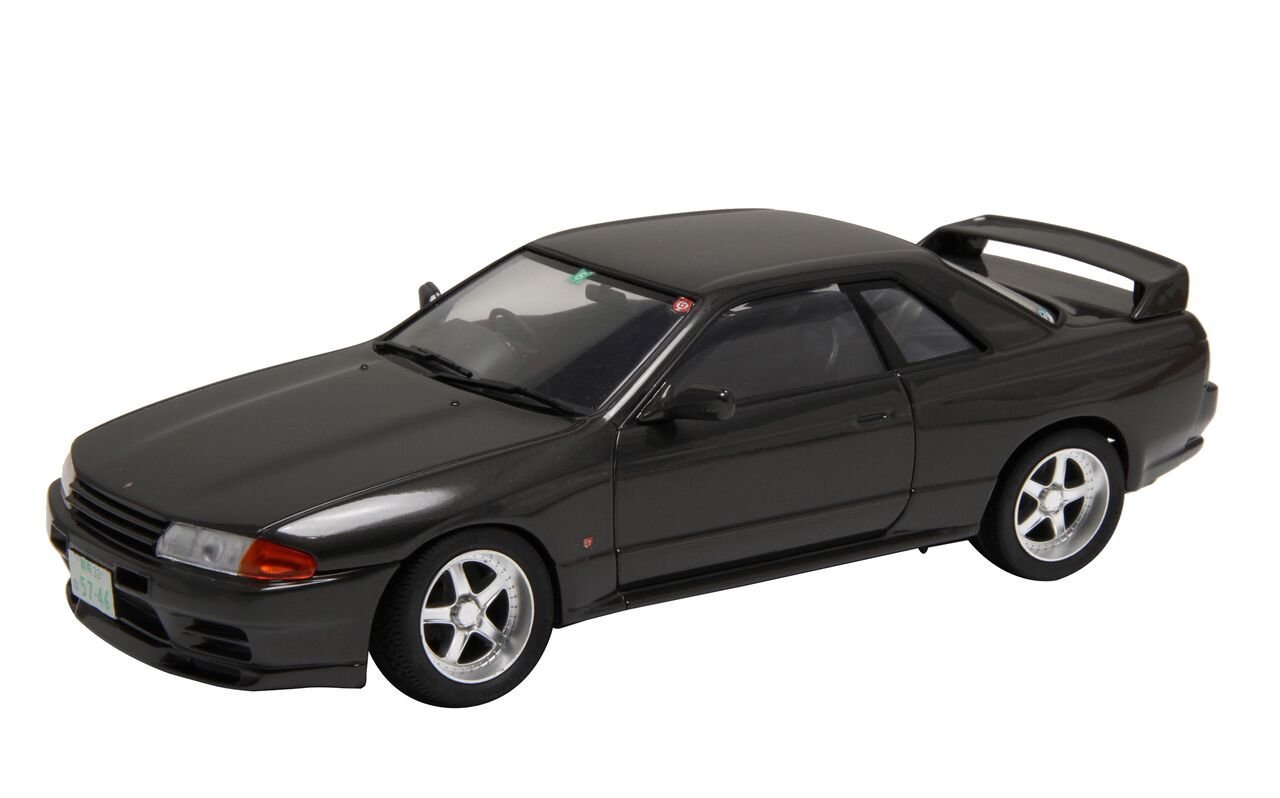 1/24 Skyline GT-R (BNR32) with Car Name Plate - Model Kit | at Mighty ...
