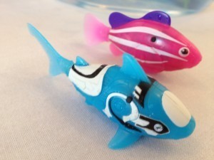 Zuru Robo Fish - Blue Shark Images at Mighty Ape NZ