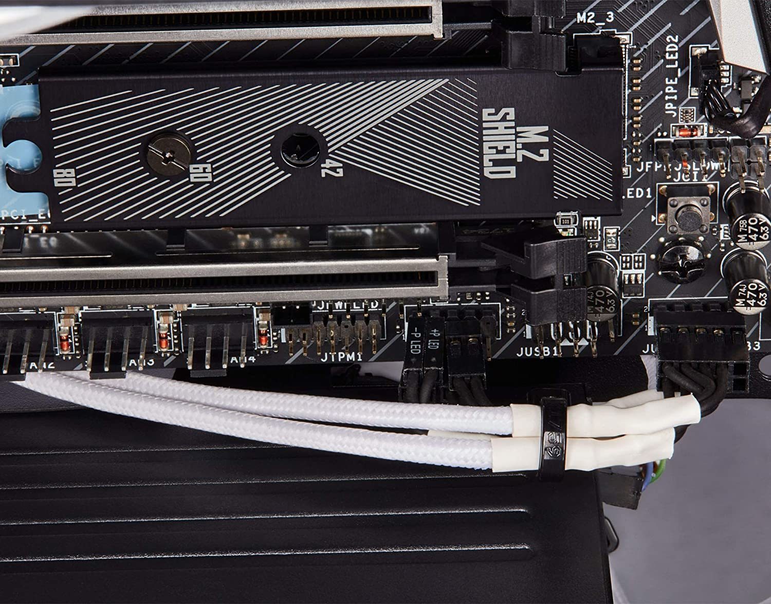 CORSAIR Premium Sleeved Front Panel Extension Kit | at Mighty Ape NZ