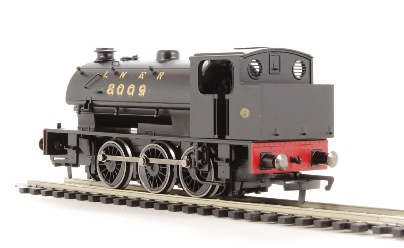 Hornby LNER J94 Class 8009 00 Gauge Steam Locomotive | at Mighty Ape NZ