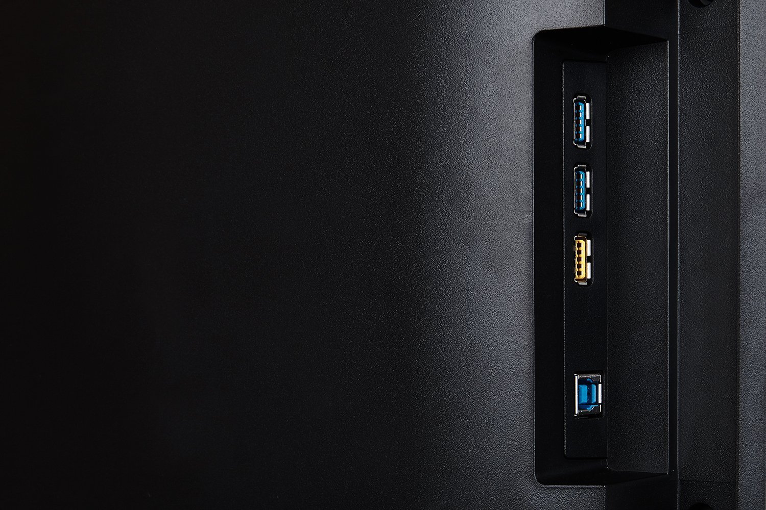 43" ViewSonic 4k 10-Bit Monitor | at Mighty Ape NZ