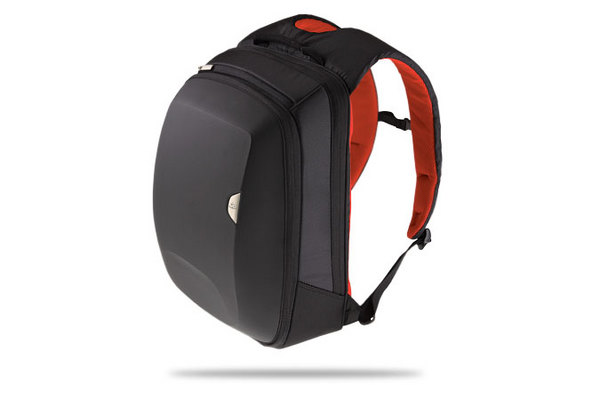 Logitech KINETIK 15.4 Backpack | at Mighty Ape NZ