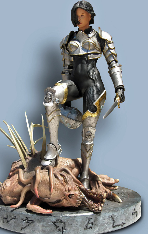 Hellgate London: Female Templar 14" Resin Statue - by Weta (Limited Ed ...