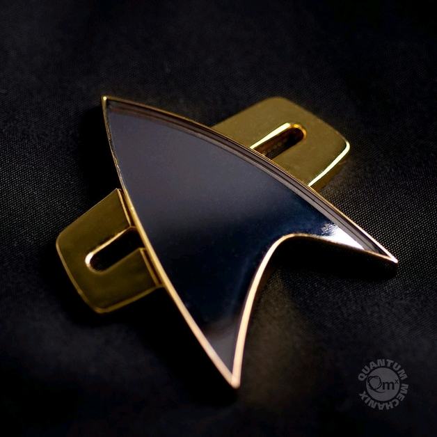 Star Trek: Communicator Badge Replica | at Mighty Ape NZ