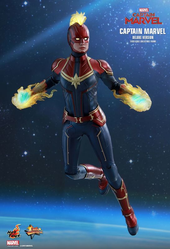 Captain Marvel (Deluxe) - 12" Articulated Figure | at Mighty Ape NZ