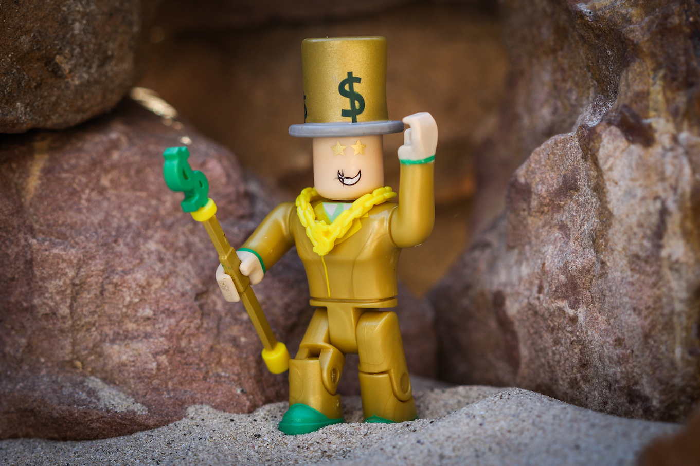 Buy Roblox: Core Figure Pack - Mr Bling Bling at Mighty Ape Australia