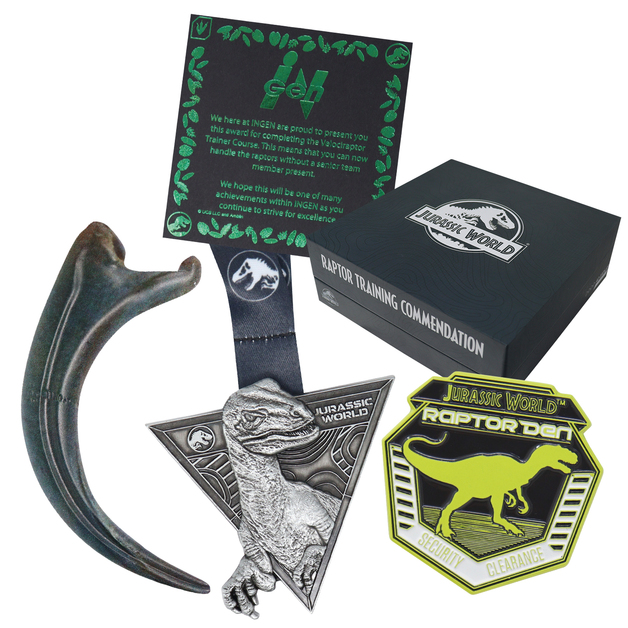 Jurassic World: Raptor Training - Commendation Set | at Mighty Ape NZ