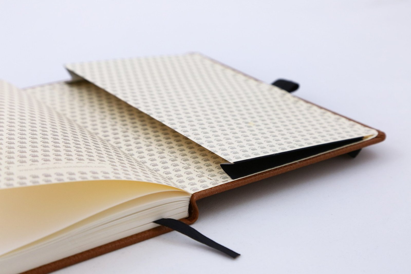 Buy Dingbats: Wildlife - Brown Bear Notebook at Mighty Ape NZ