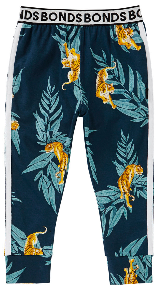 Buy Bonds New Era Trackies at Mighty Ape NZ