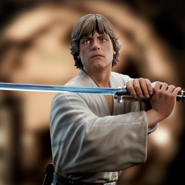 Luke Skywalker (Training) - Milestones Statue | at Mighty Ape NZ