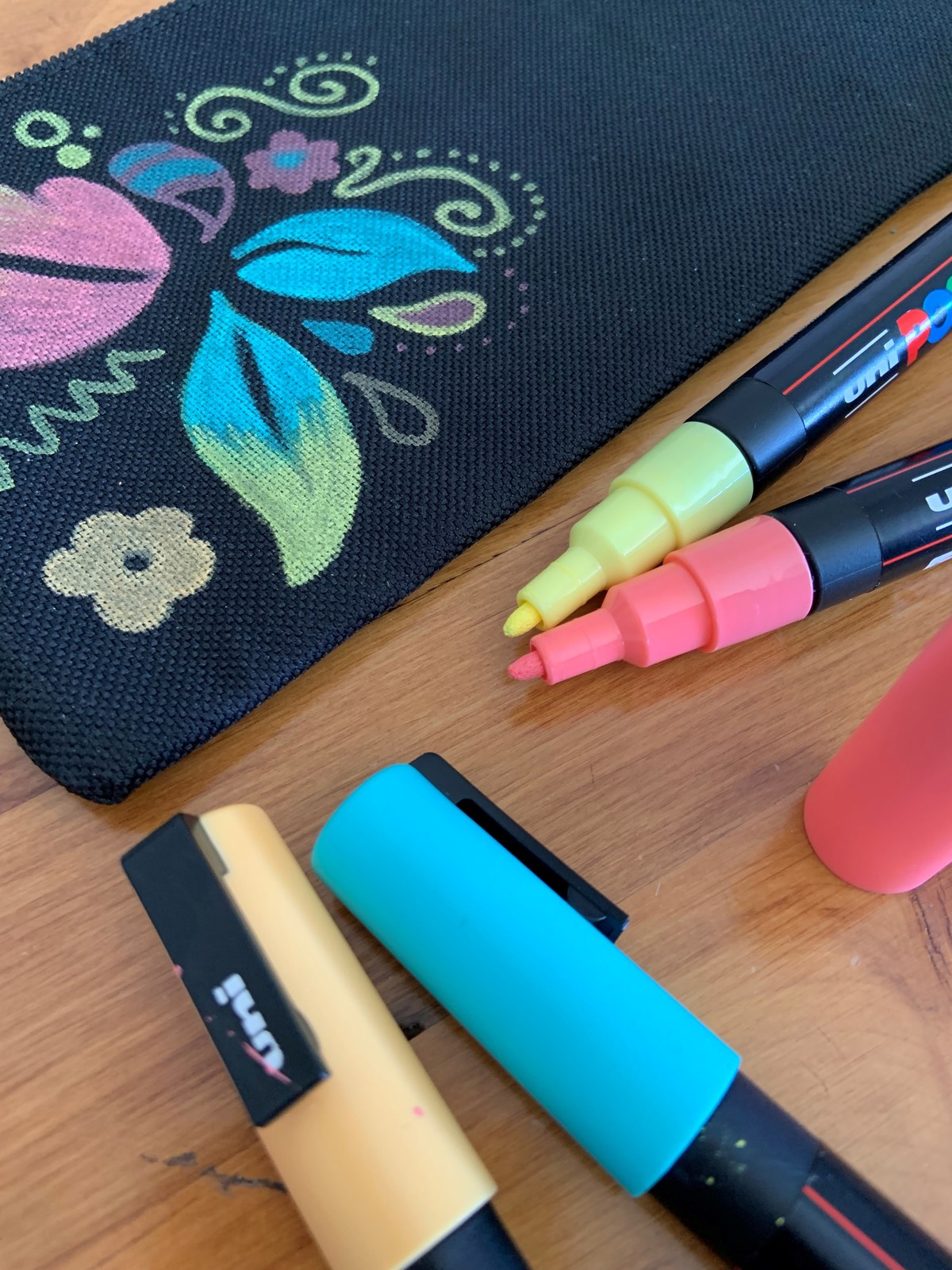 Buy Uni Posca: Canvas Bag Activity Pack at Mighty Ape NZ