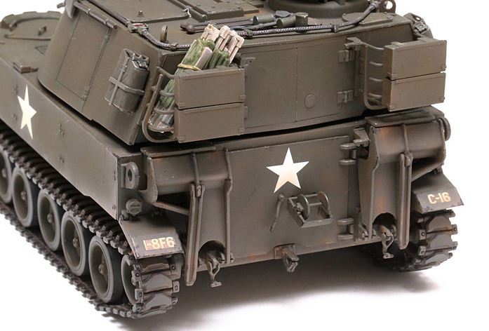 Tamiya US Self Propelled Howitzer M109 (Vietnam War) 1/35 Model Kit ...