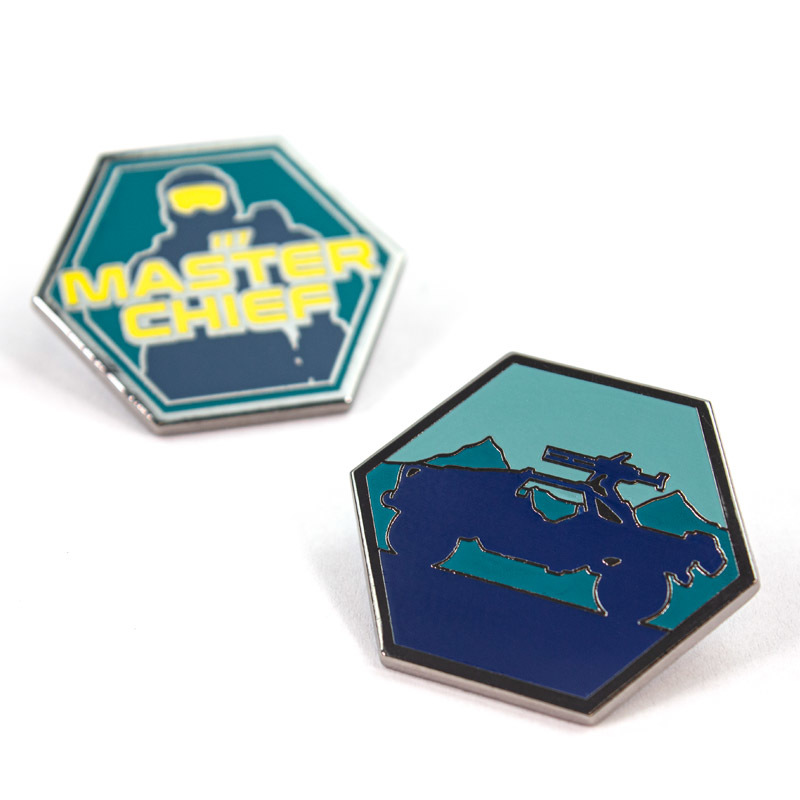 Master Chief & Warthog - Pin Badge Set | at Mighty Ape NZ