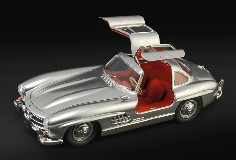 1/16 Mercedes Benz 300 SL Gull Wing - Model Kit | at Mighty Ape NZ