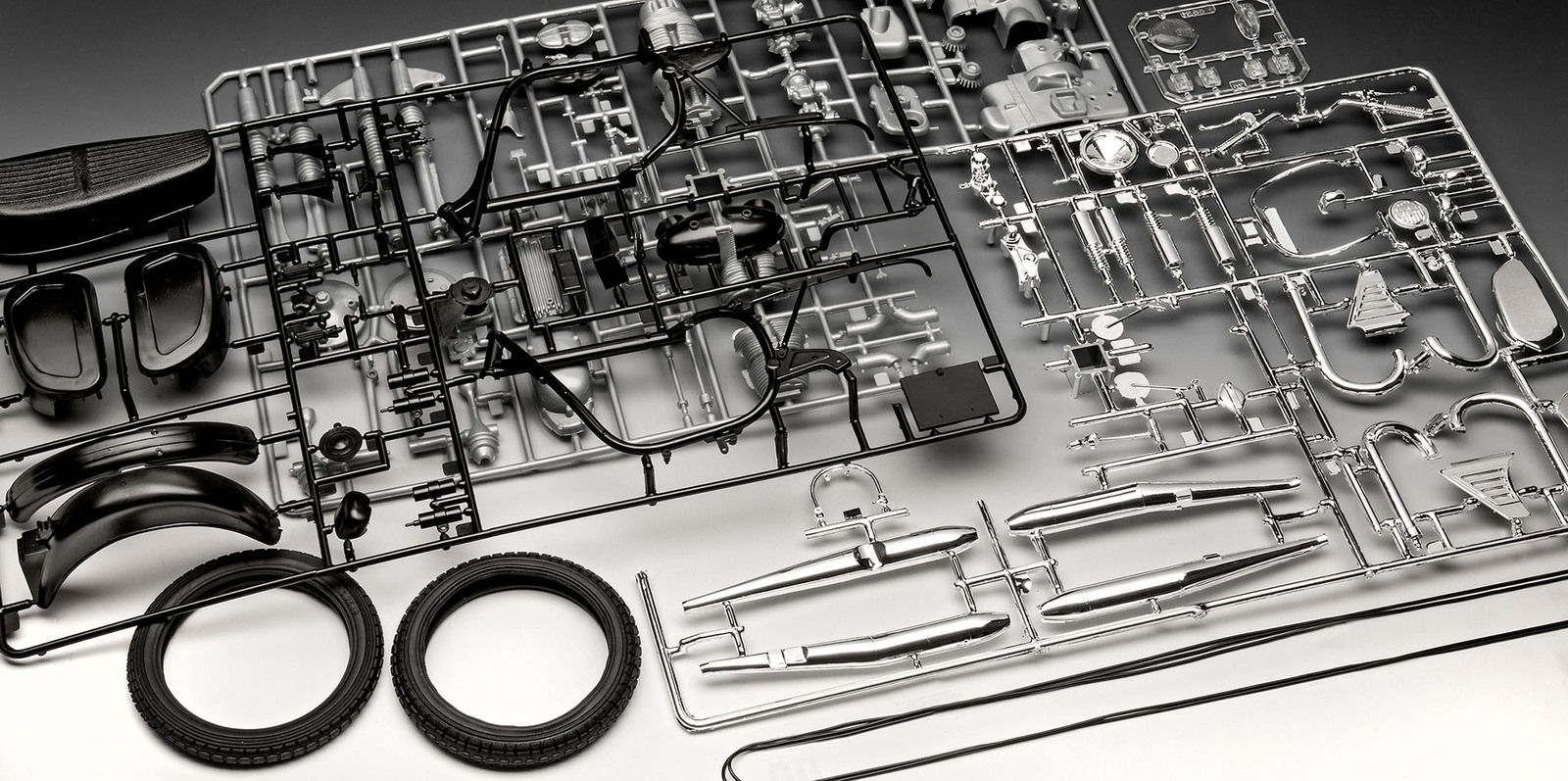 US BMW R75/5 Motorcyle - Model Kit | at Mighty Ape NZ