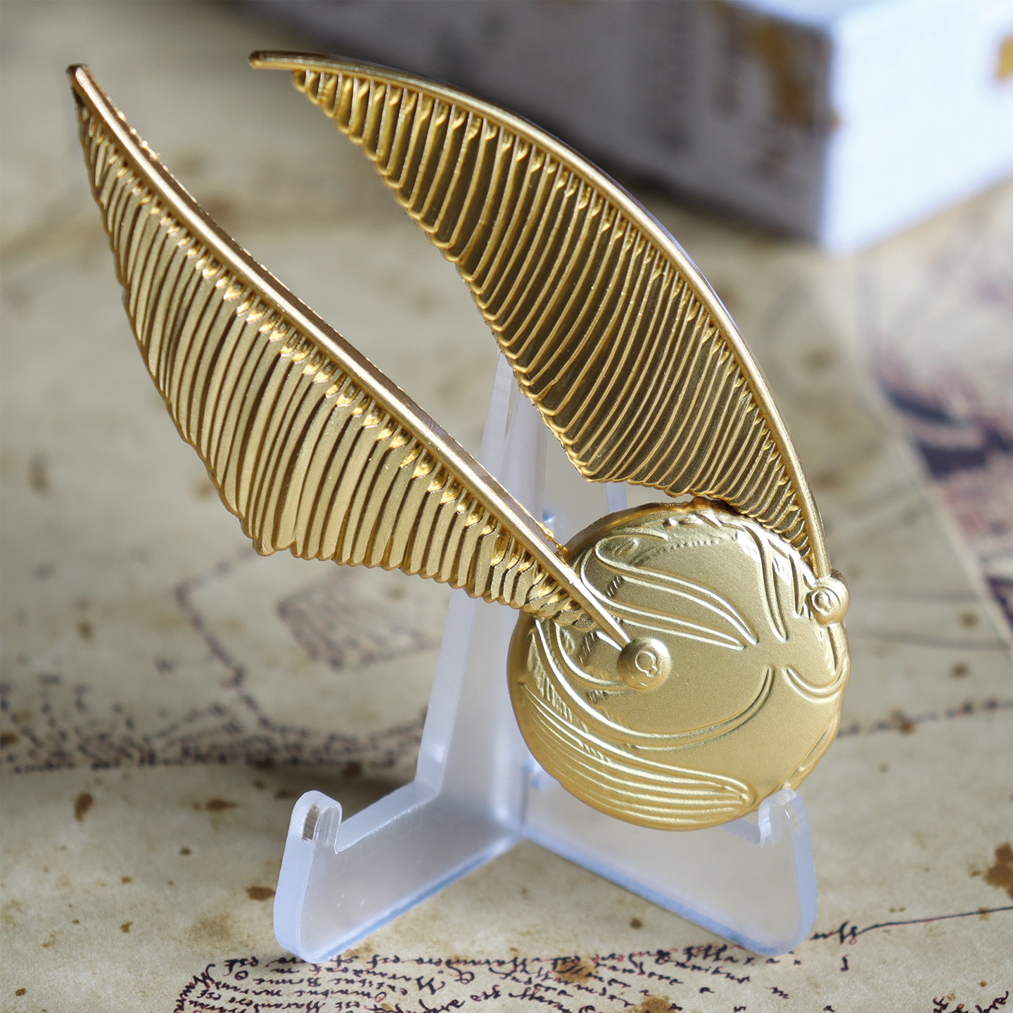 Harry Potter: Golden Snitch - Oversized Pin Badge | at Mighty Ape NZ