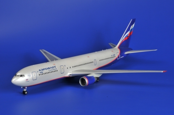 Zvezda: 1/144 Boeing 767-300 Model Kit | at Mighty Ape NZ