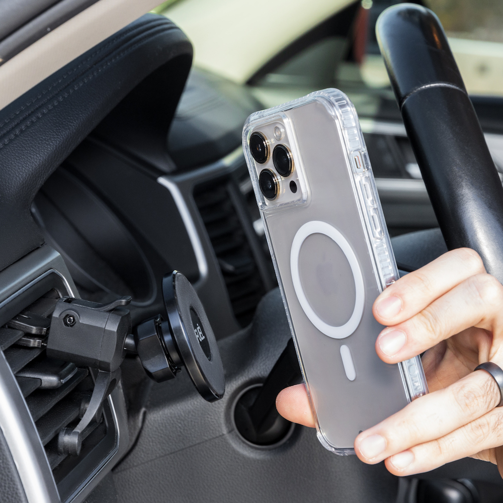 FUEL MagSafe Car Vent Mount - Black | at Mighty Ape NZ