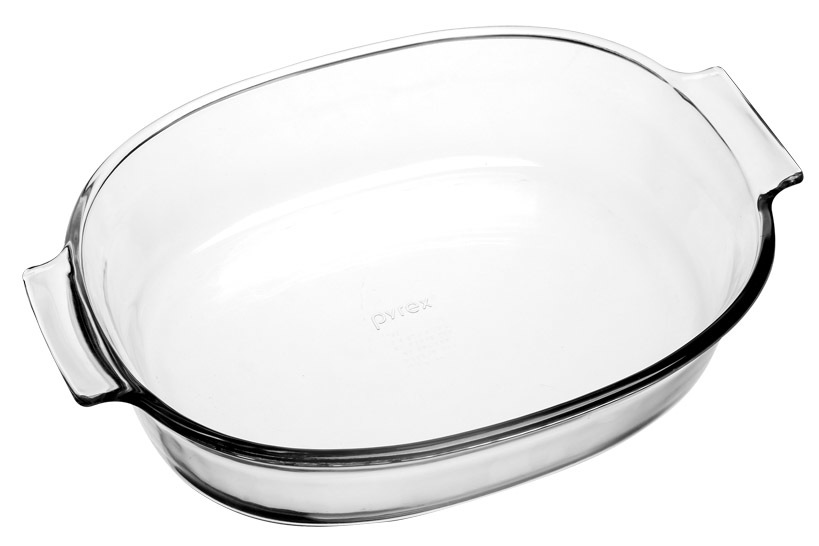 Pyrex: Original Oval Roaster | at Mighty Ape NZ