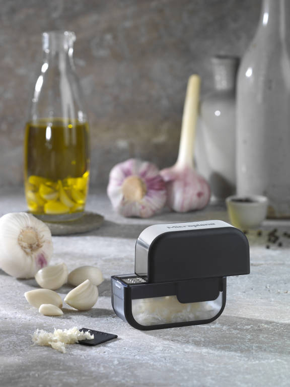 Microplane Garlic Mincer | at Mighty Ape NZ