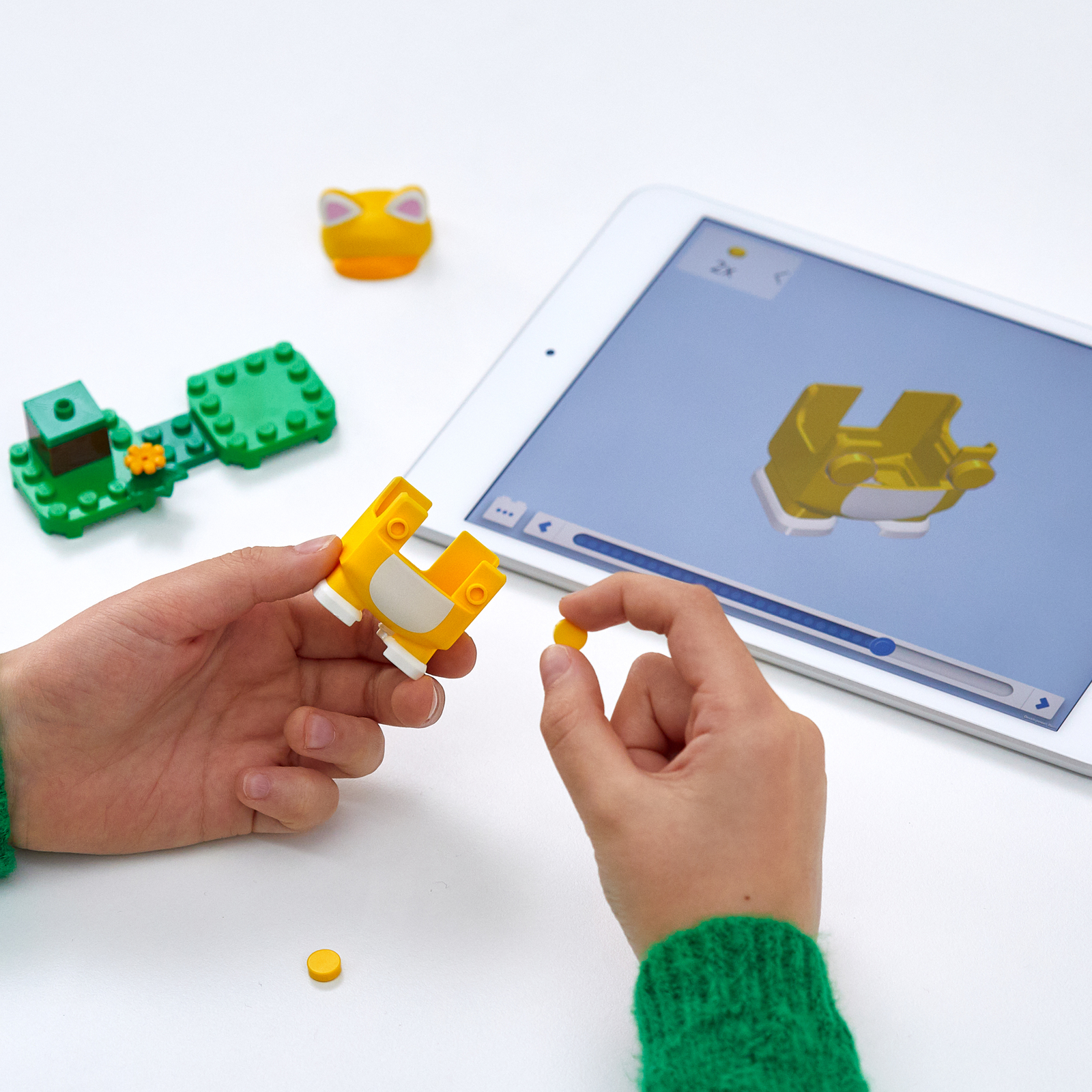 Buy LEGO Super Mario - Cat Mario at Mighty Ape Australia