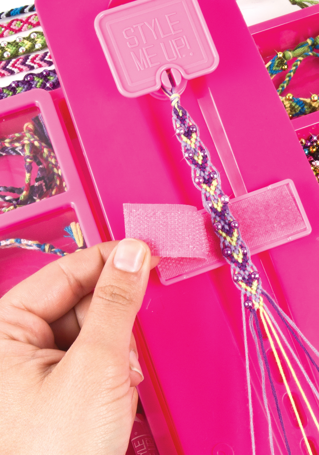 Buy Style Me Up Friendship Bracelet Maker At Mighty Ape NZ buy-style-me-up-friendship-bracelet-maker-at-mighty-ape-nz