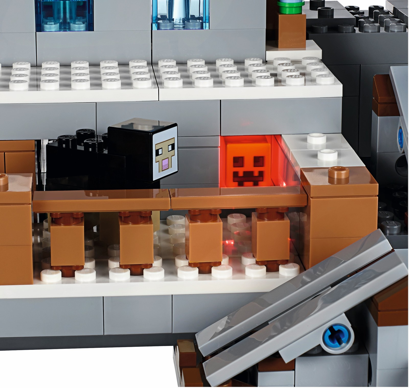 Buy LEGO Minecraft - The Mountain Cave (21137) at Mighty Ape NZ