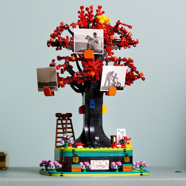 Buy LEGO Ideas - Family Tree at Mighty Ape NZ
