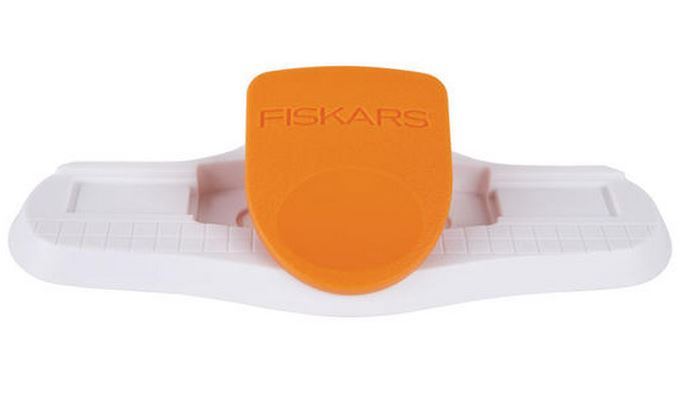 Buy Fiskars: Interchangeable Border Punch Starter Set at Mighty Ape NZ