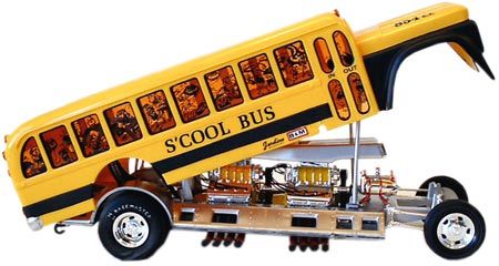 1/25 S'cool Bus - Model Kit | at Mighty Ape Australia