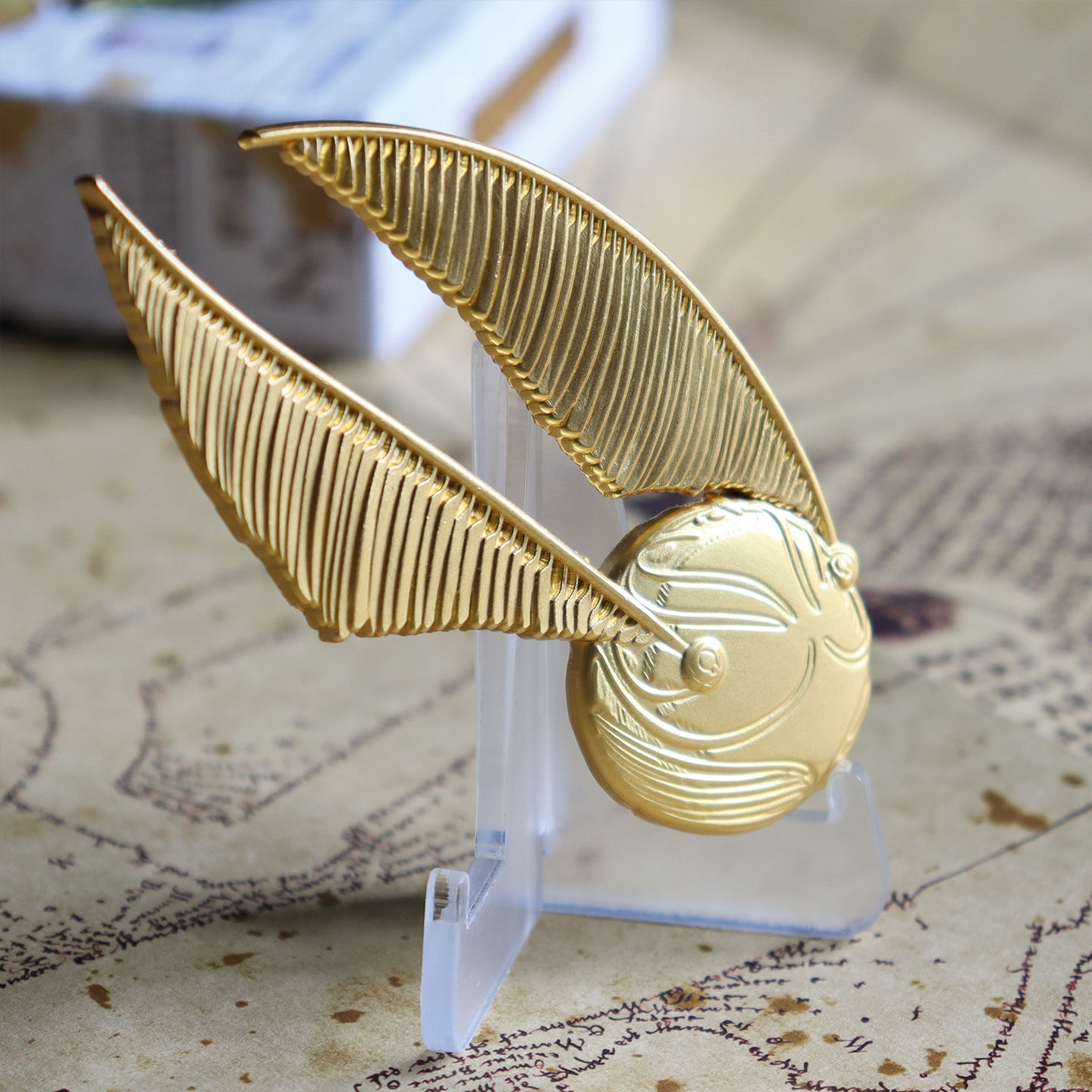 Harry Potter: Golden Snitch - Oversized Pin Badge | at Mighty Ape NZ