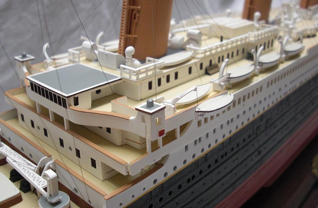 Minicraft: 1/350 RMS Titanic Centennial Edition - Model Kit | at Mighty ...