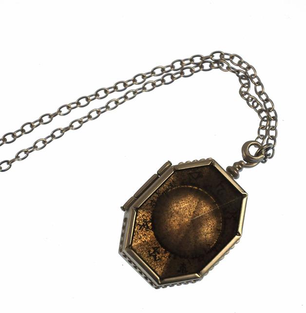 The Locket (Cave Ver.) - 1:1 Scale Prop Replica | at Mighty Ape NZ