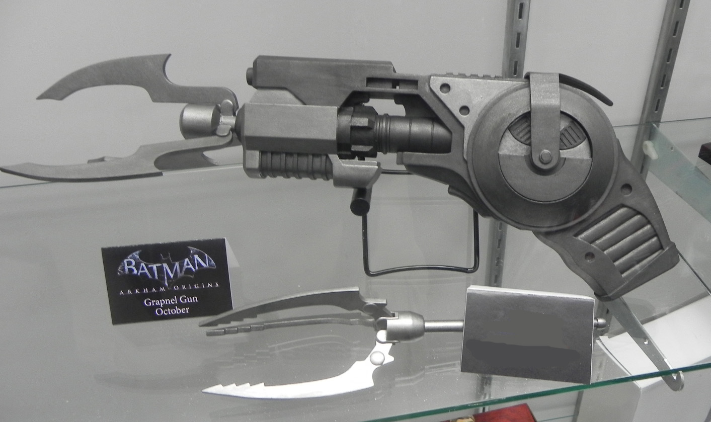 Batman Arkham Origins Grapnel Replica | at Mighty Ape NZ