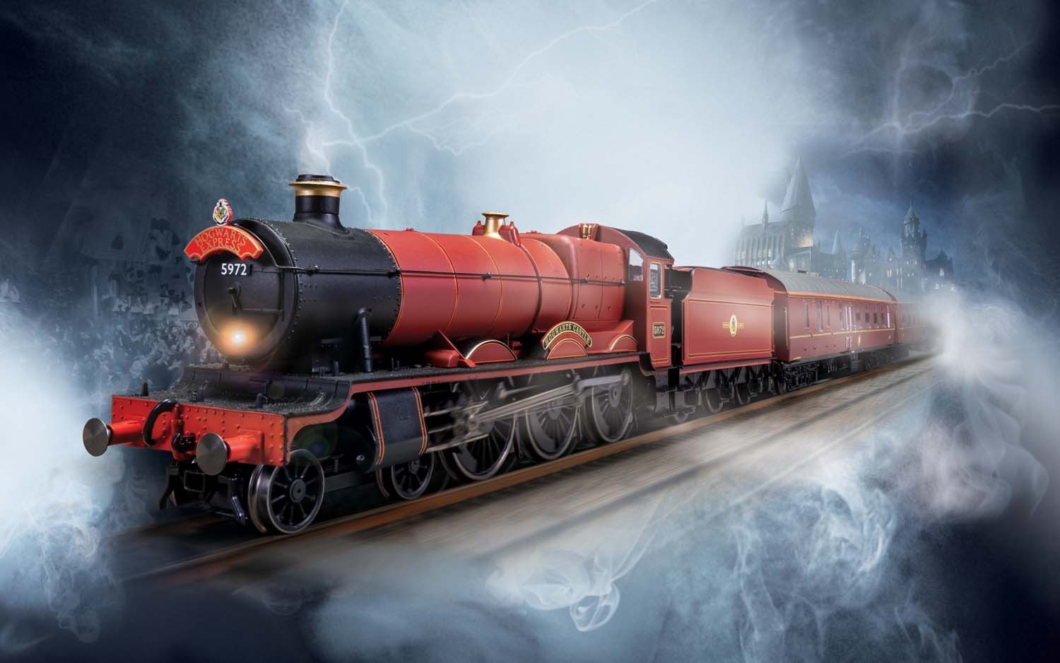 Hornby: Harry Potter Hogwarts Express Train Set | at Mighty Ape Australia