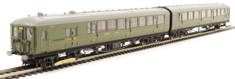 Class 401 2-BIL 2-car - EMU 2041 | at Mighty Ape NZ