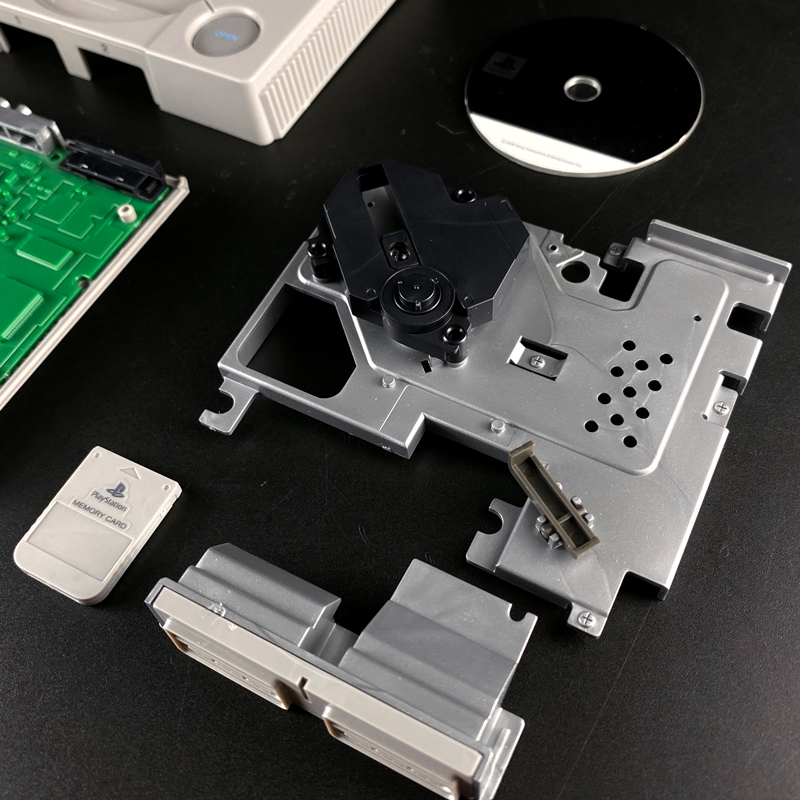 2/5 PlayStation (SCPH-1000) - Model Kit | at Mighty Ape Australia