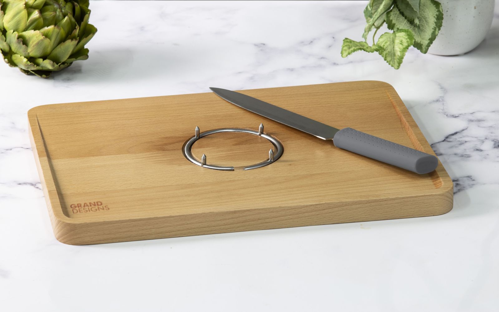 Grand Designs: Beechwood Spiked Carving Board (39.5x30cm) | at Mighty ...