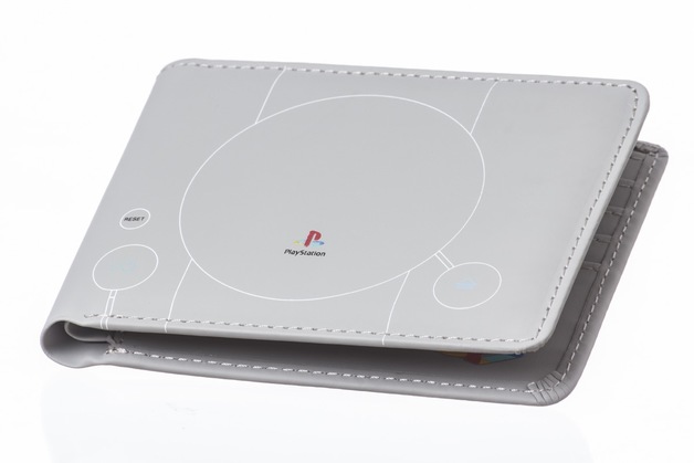 PS1 Console - Bi-fold Wallet | Men's | at Mighty Ape NZ
