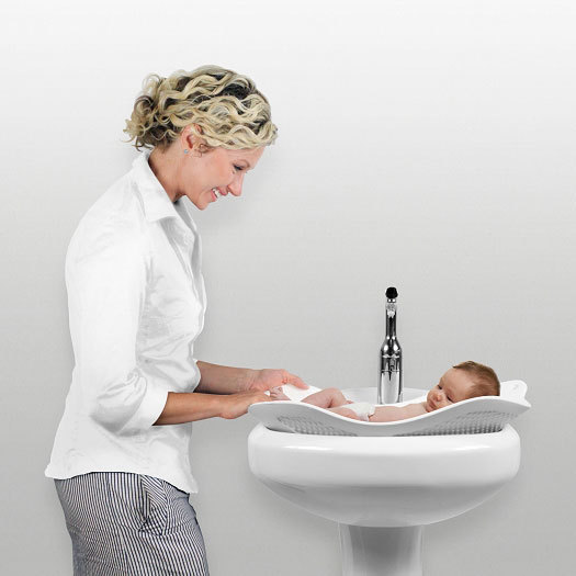 Buy Puj Flyte Portable Baby Bath at Mighty Ape NZ